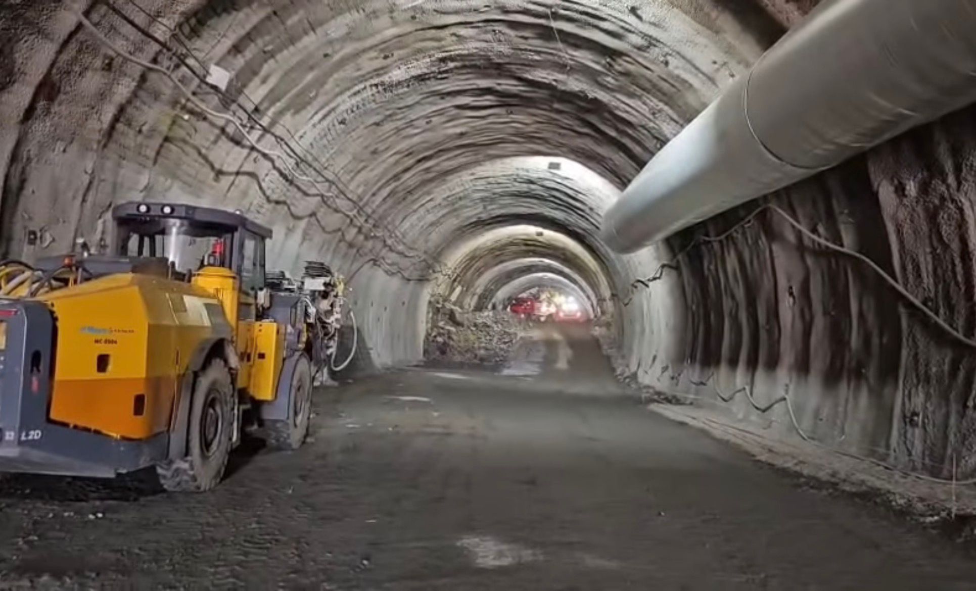 Directorul CNAIR: lucrările pe Secțiunea 2 Boița–Cornetu a autostrăzii ...